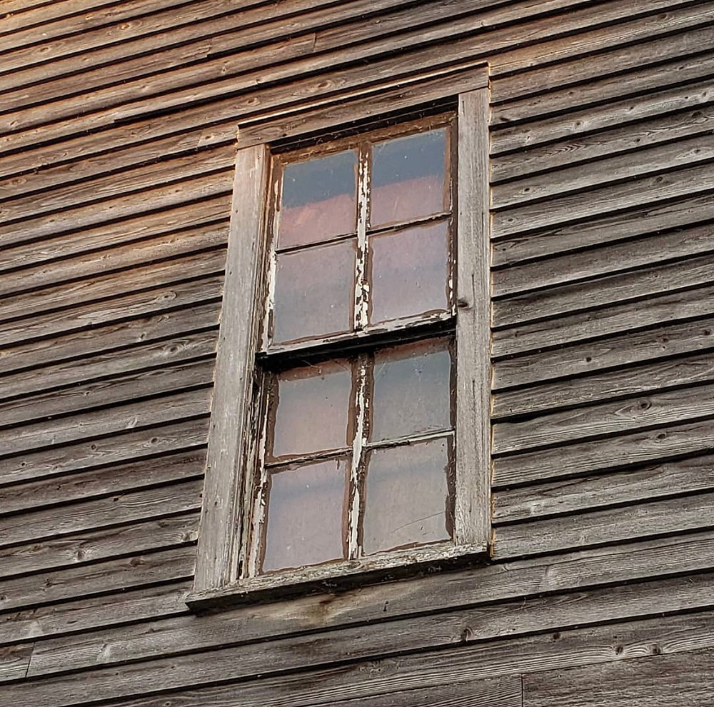 THE MAGIC WINDOW
