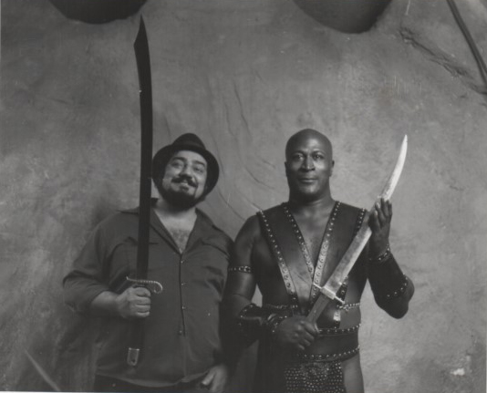 Home of the Beastmaster Sword | Anselmo Knives