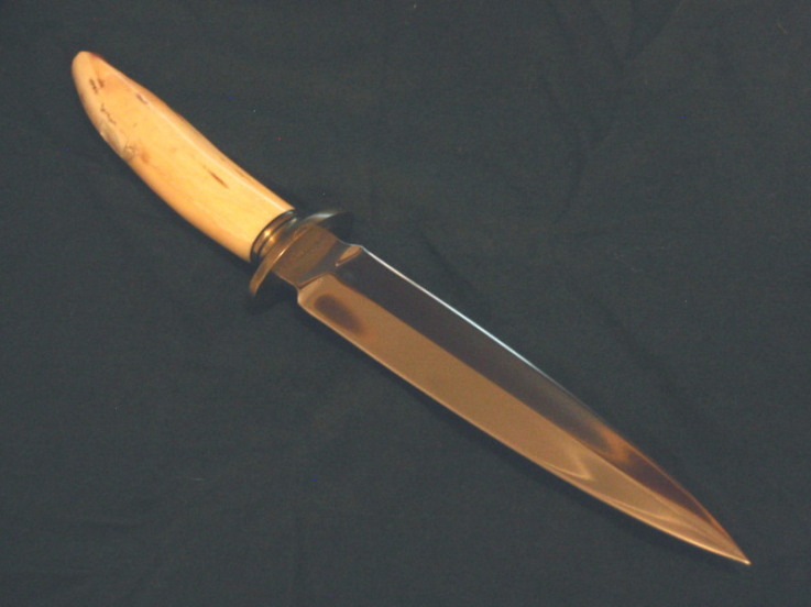 Home of the Beastmaster Sword | Anselmo Knives