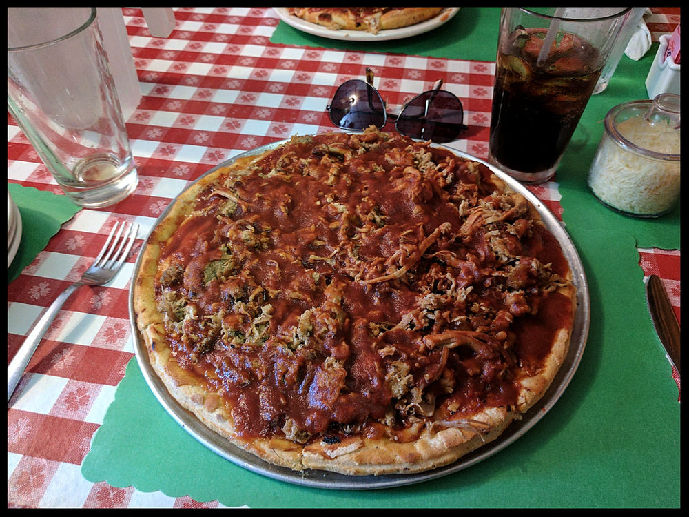 Food Fit for A King - Elvis Presley's Favourite Feasts