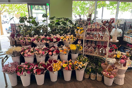 Lakeside Fresh IGA | Salisbury Lane Flowers | Byford Florist