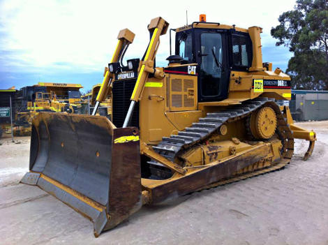 Conduct Tracked Dozer Operations | Grace Training WA