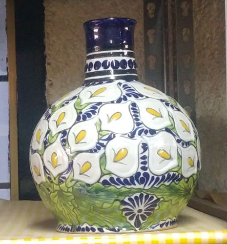 Large Botijón and Glass for water. | Puebla en Talavera