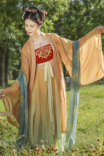 佛霓裳 Fo Ni Shang | Siruplum Studio