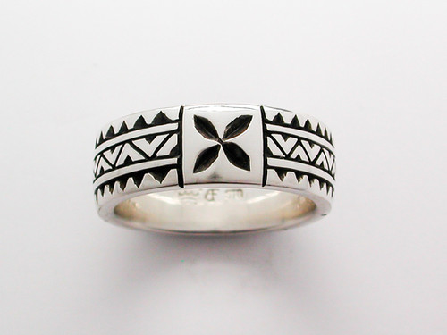 Custom Tapa Notch Ring | benflynn