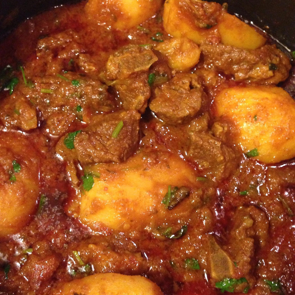 Slow Cooked Leg Of Lamb With Potato