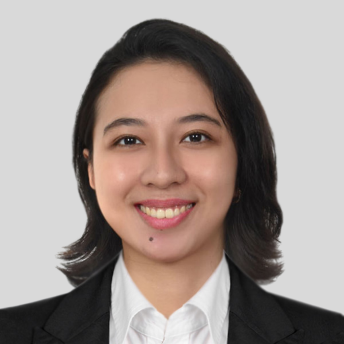 Jacyn Raquel | Escochecks Inc.