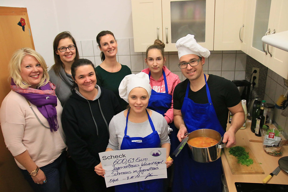 Spende für den Schmaus im Jugendhaus