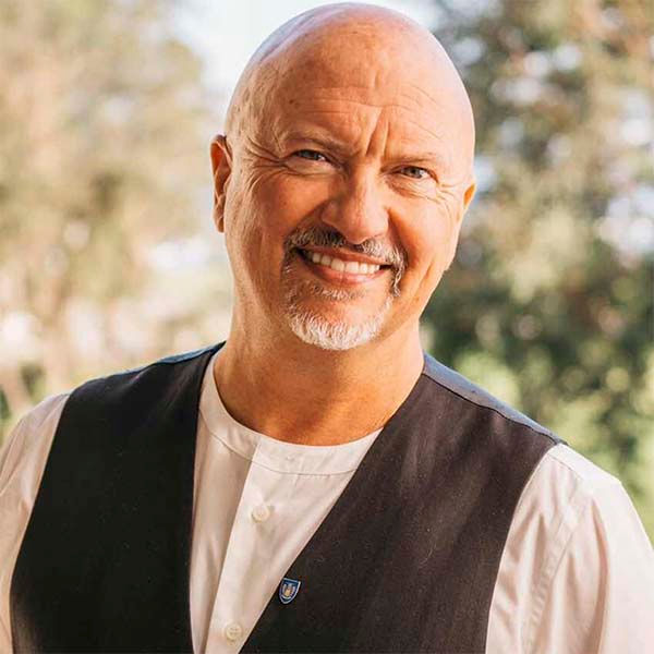 Robert Oliver | Chefco