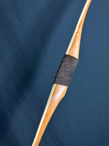 SP38-26 Raptor Archery Selfbow 62 ”. #47@28, yew, rawhide backed ...