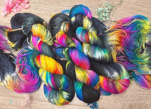 Yarn Dyer's Collective: Midnight Aurora | Republic of Yarnia