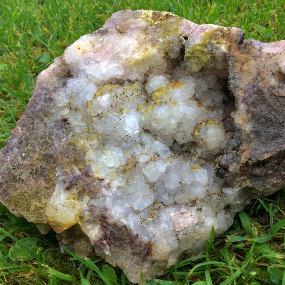 5 Types of Crystals You Can Find in Scotland