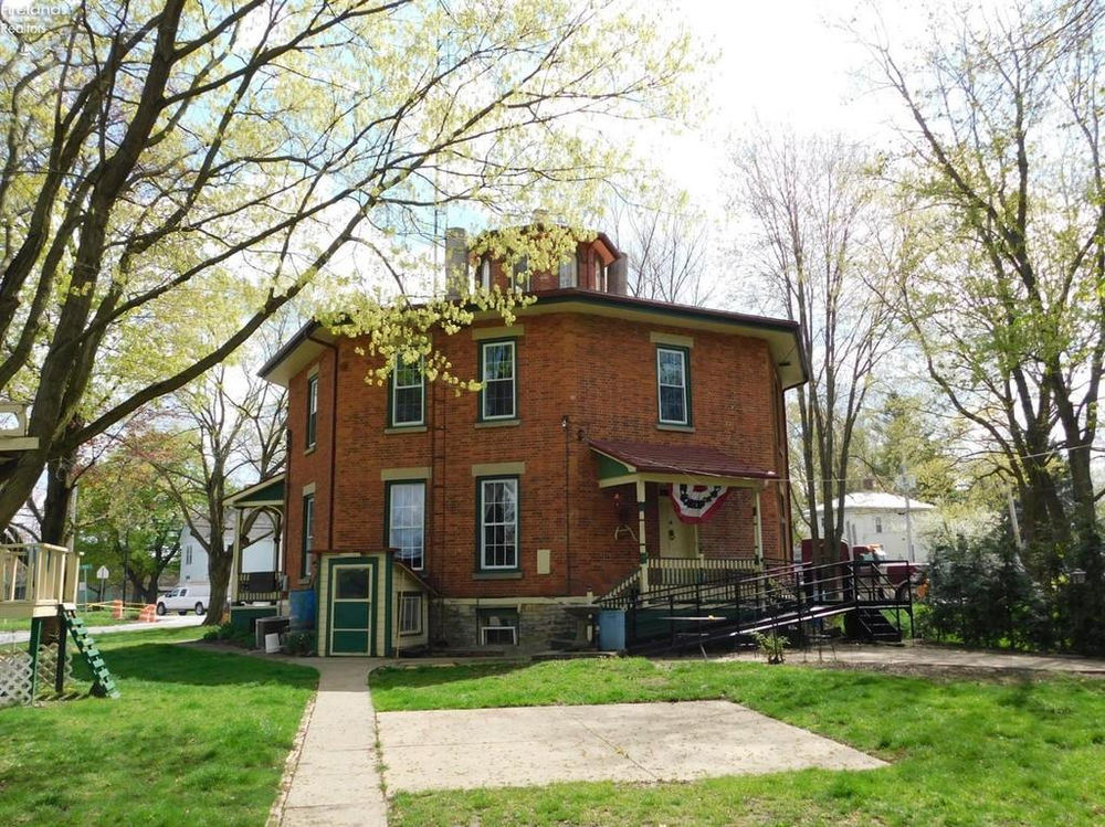1858 Ohio Brick Octagon House With Spiral Stairway to Cupola Lists For ...