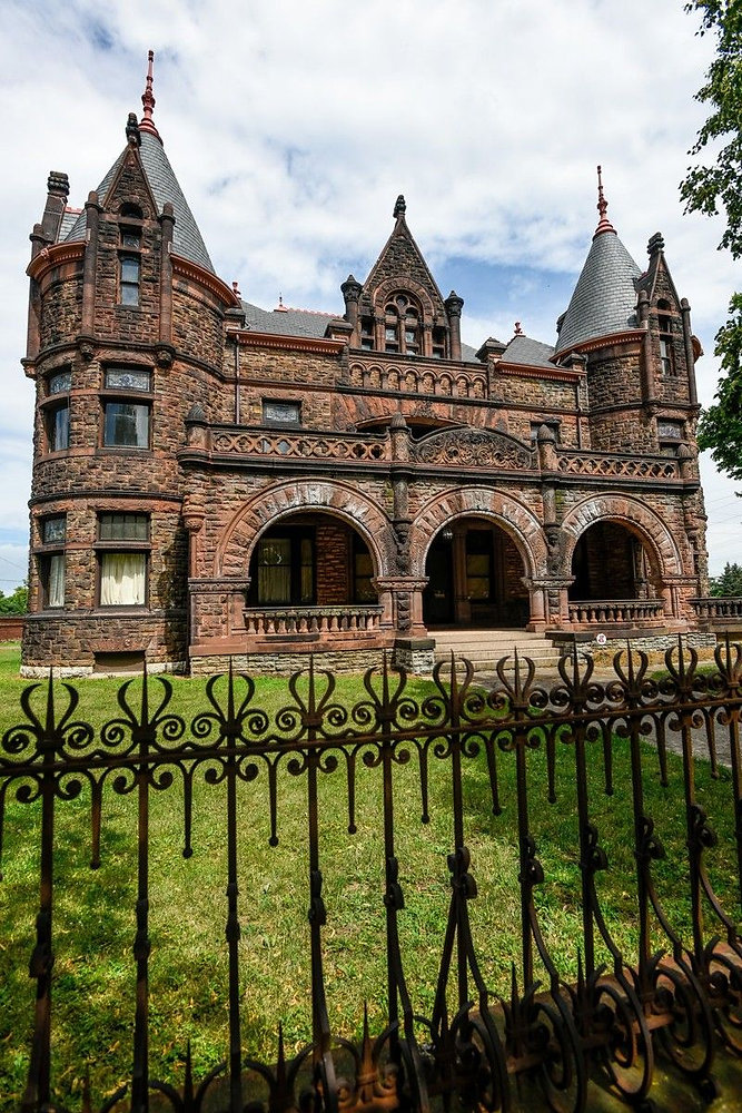 Take A Tour of Sorg Mansion The 1887 Ohio Castle That Cost 1 Million To ...