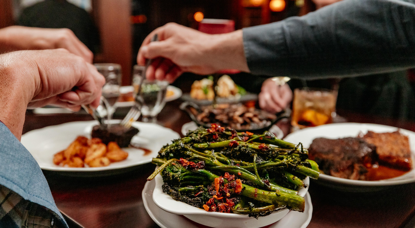 Red Circle Inn | Wisconsin's Oldest Restaurant - Since 1848 | Nashotah, WI