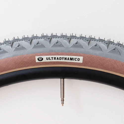 ULTRADYNAMICO Rosé Race 700x42 | GT2