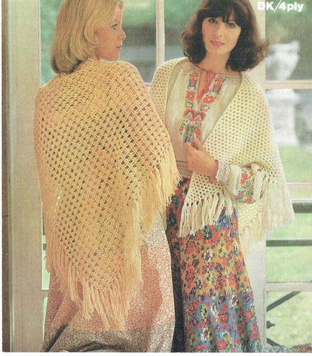1675 ladies shawls Vintage crochet pattern PDF Download | website