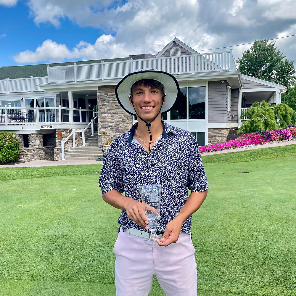 Saroney Completes Comeback, Wins Junior Classic