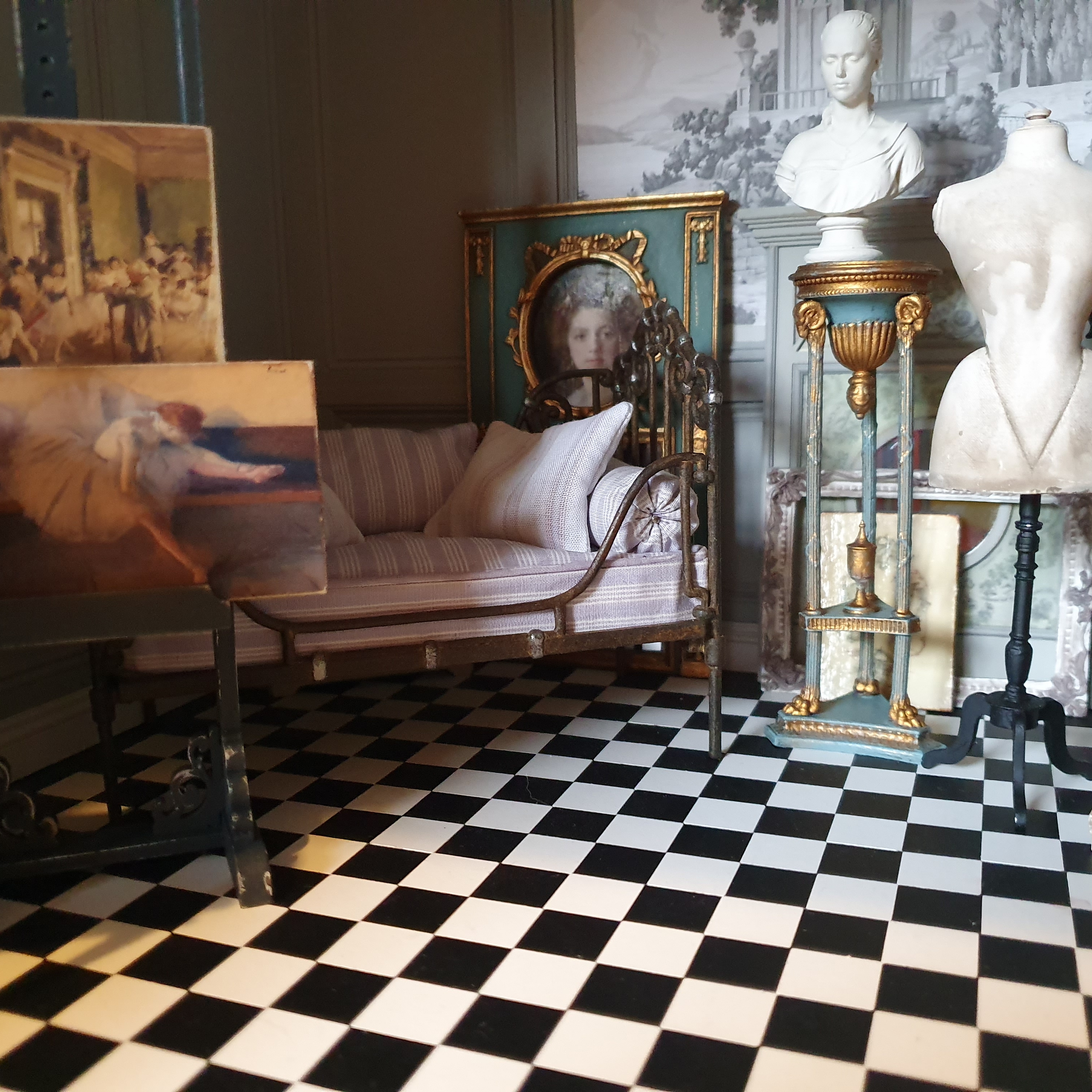 Alison Davies Miniatures 12th scale ornate furniture, dolls houses.