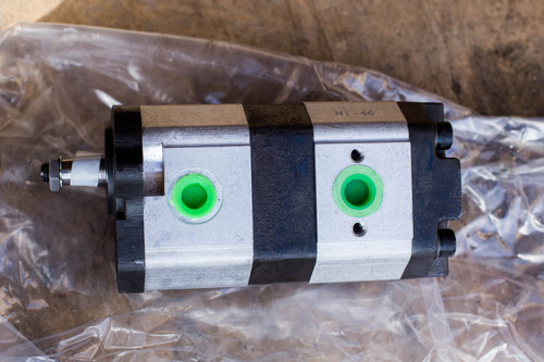 Hydraulic Pump 300 Series Massey Ferguson | BlueRidgeAgSupply