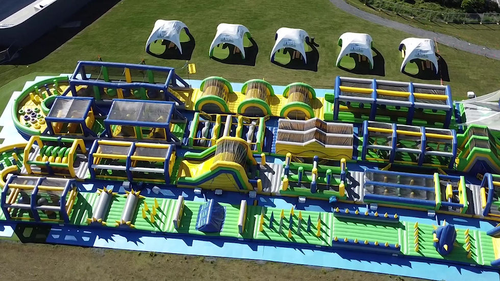 Inflatable world | Giant Inflatable Obstacle Course | Tuff Nutterz ...