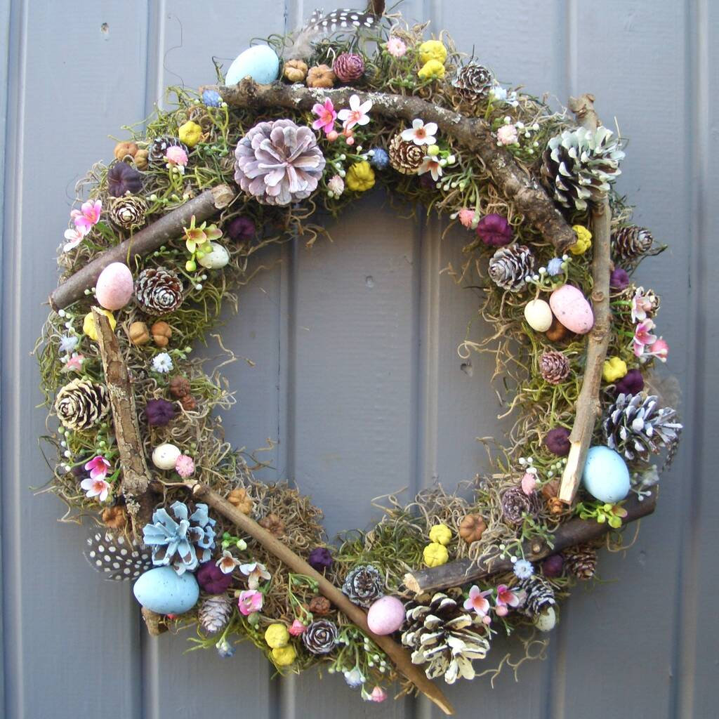 Easter Wreath Making Workshop | Little Easton Manor