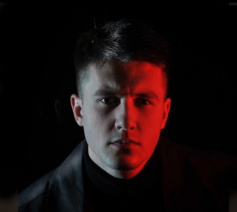 ARTIST ON THE WATCH: JB SMOOTH| DARK Magazine