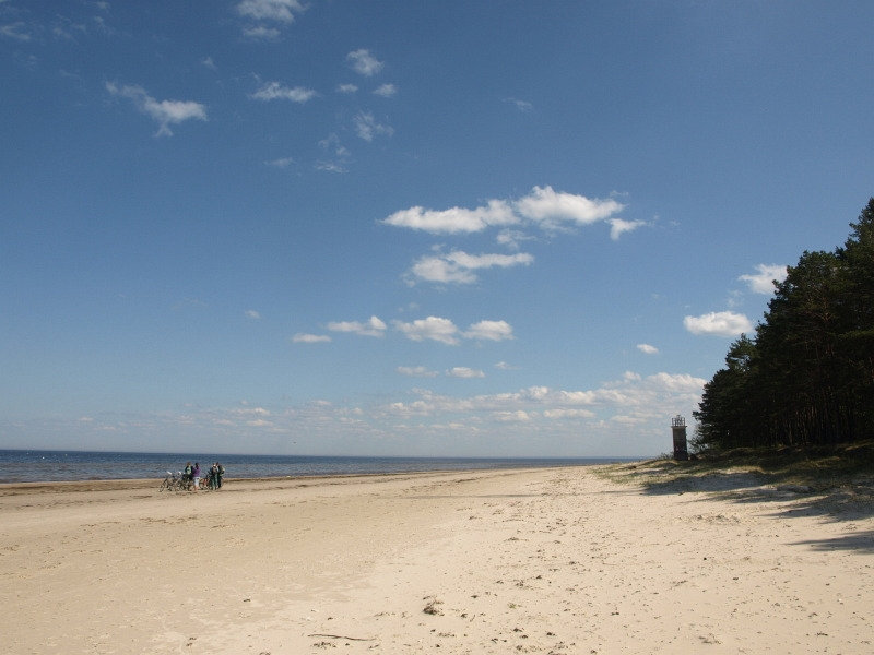 Day trip to Jūrmala beach town from Riga