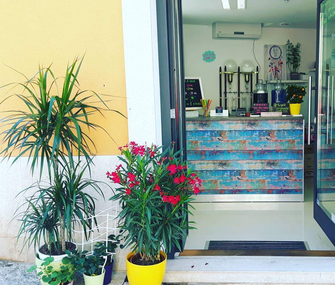 How To Design a Small Juice Bar | Barbulianno