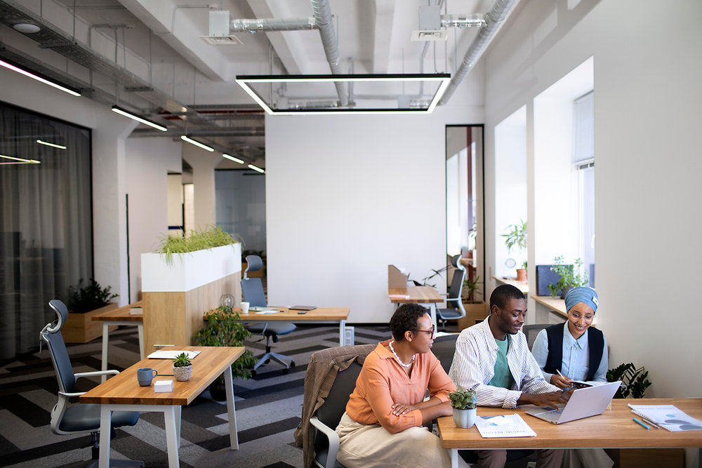 The Benefits of Using Shared Workspaces and Meeting Rooms