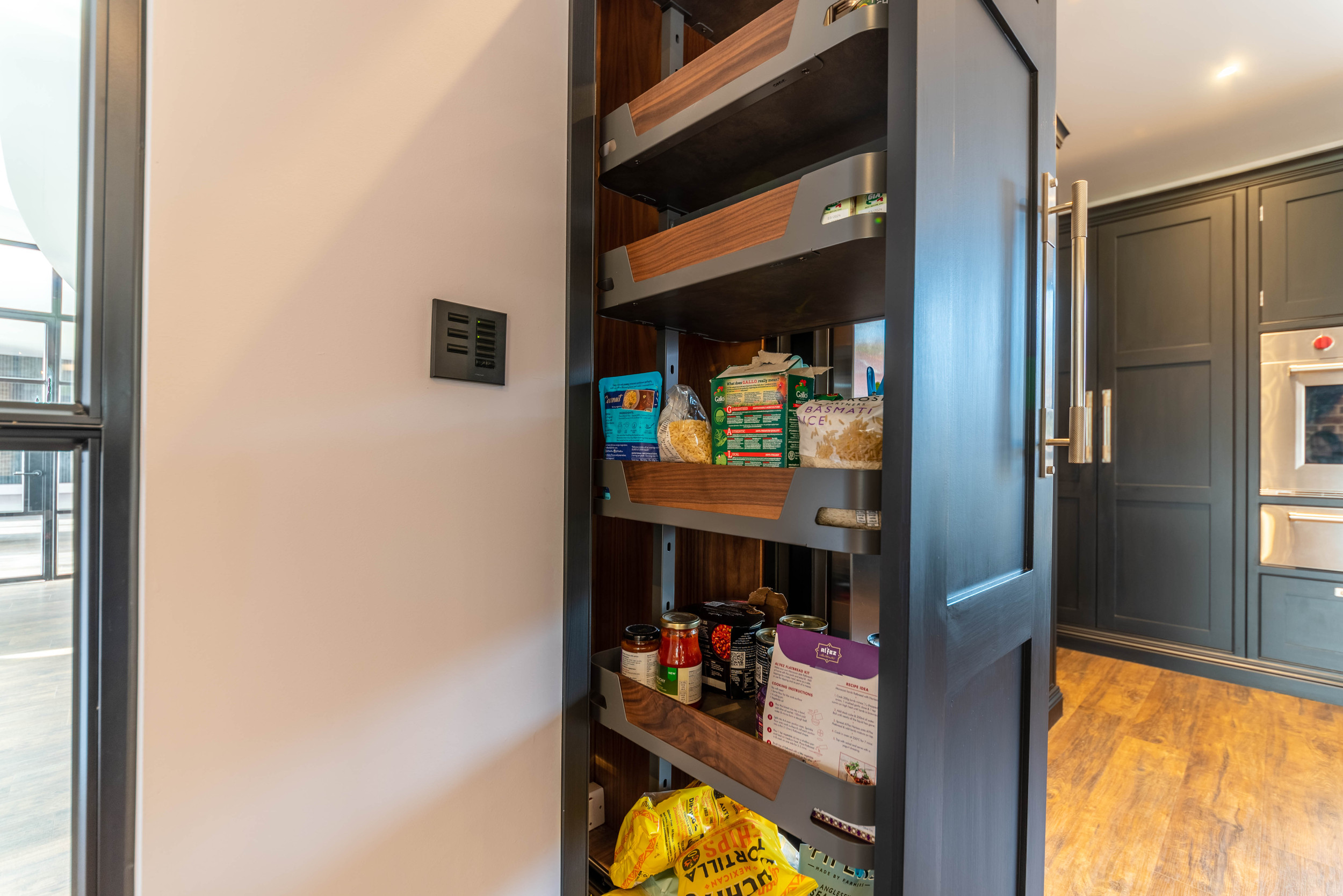 Read our Sige Kitchen Storage 2024 Brochure