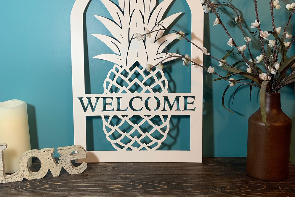 Pineapple Welcome Sign | southern roots