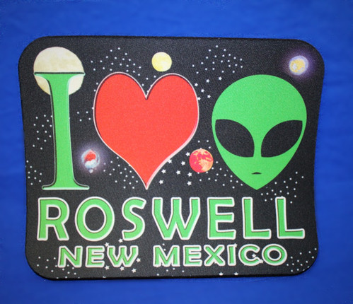 I Love Aliens Mouse Pad | roswellufomuseum