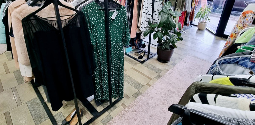 Gallery | Monday Market 1