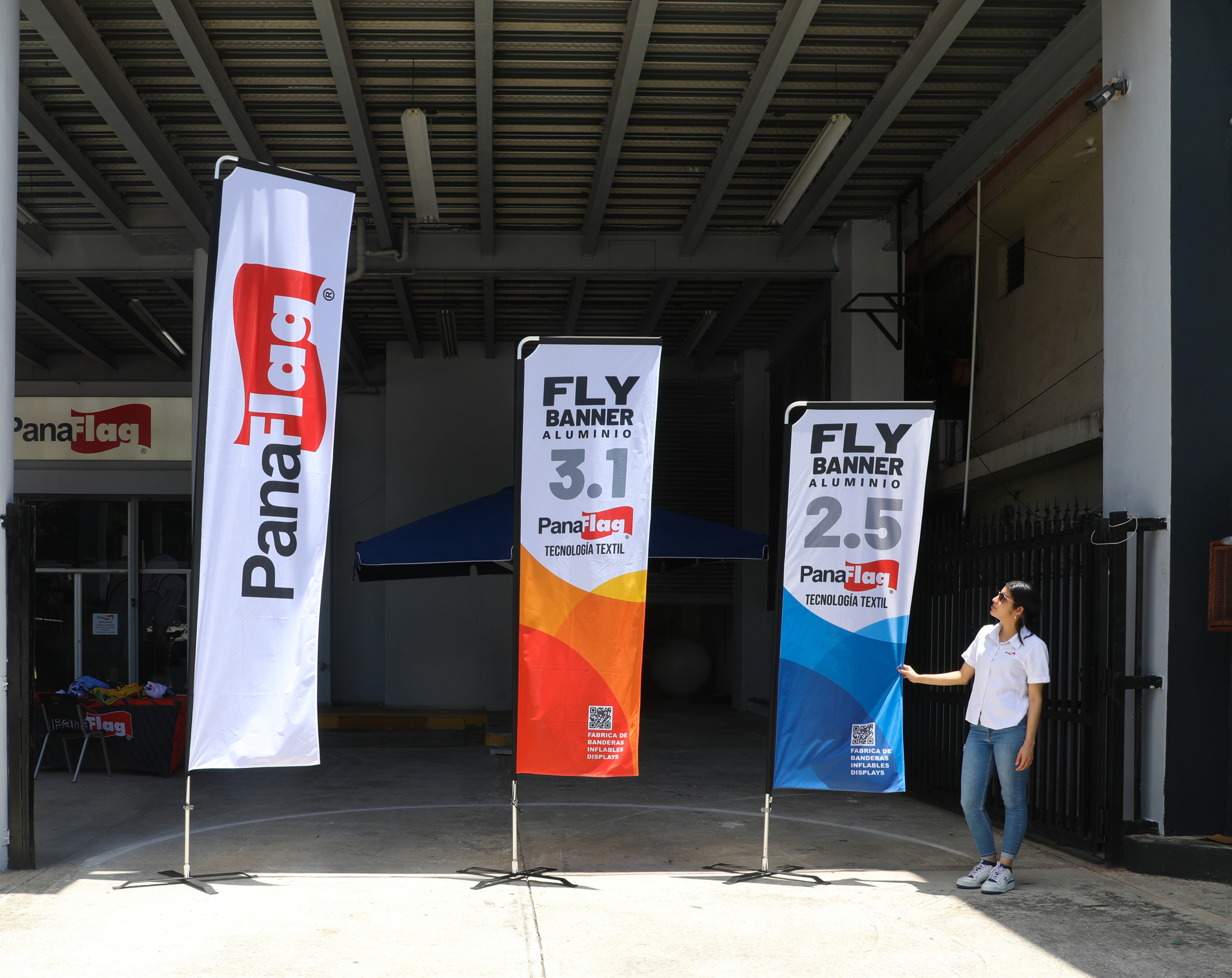 Banderolas | Destaca tu marca | PANAFLAG,S.A.