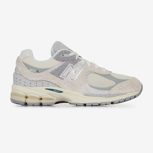 NEW BALANCE 2002R BEIGE | trainers-mania.com