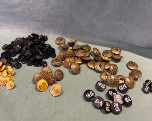 Pytchley Hunt buttons | hawk-and-hound