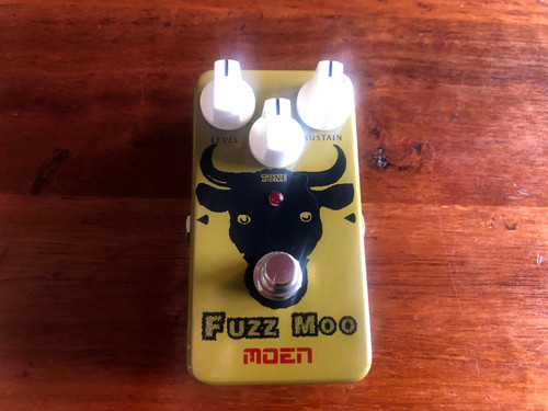 MOEN Fuzz Moo Fuzz/Distortion Effects Pedal - Small Footprint Model ...