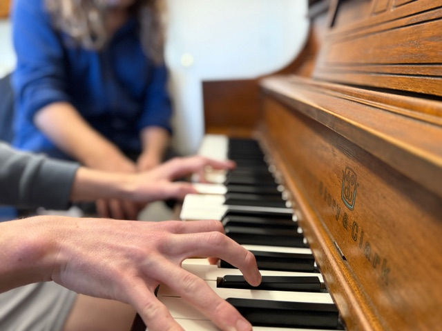 piano teacher clapham