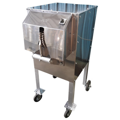 Coconut Deshelling Machine