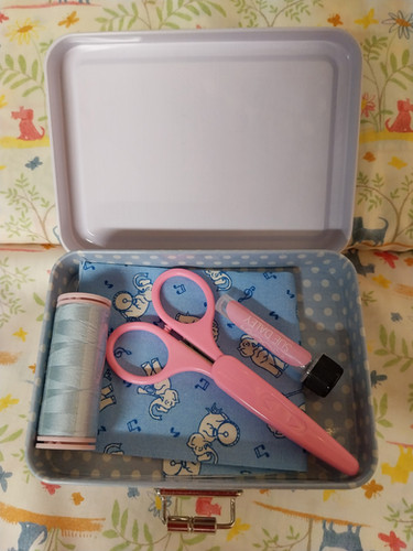 Blue Rose Sewing Kit Tin | The Sewing Stable