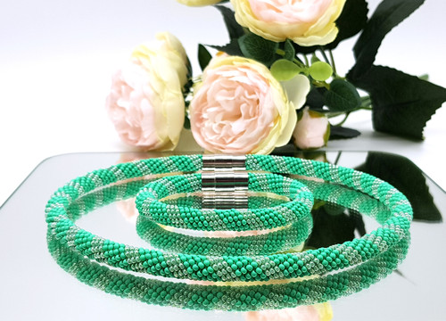 Braided green set | Lara Joly Craft