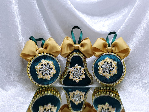 "Katherina" in Gold and Green | Lara Joly Craft