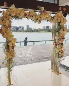 Luxe Bars Arch | Amethyst Wedding