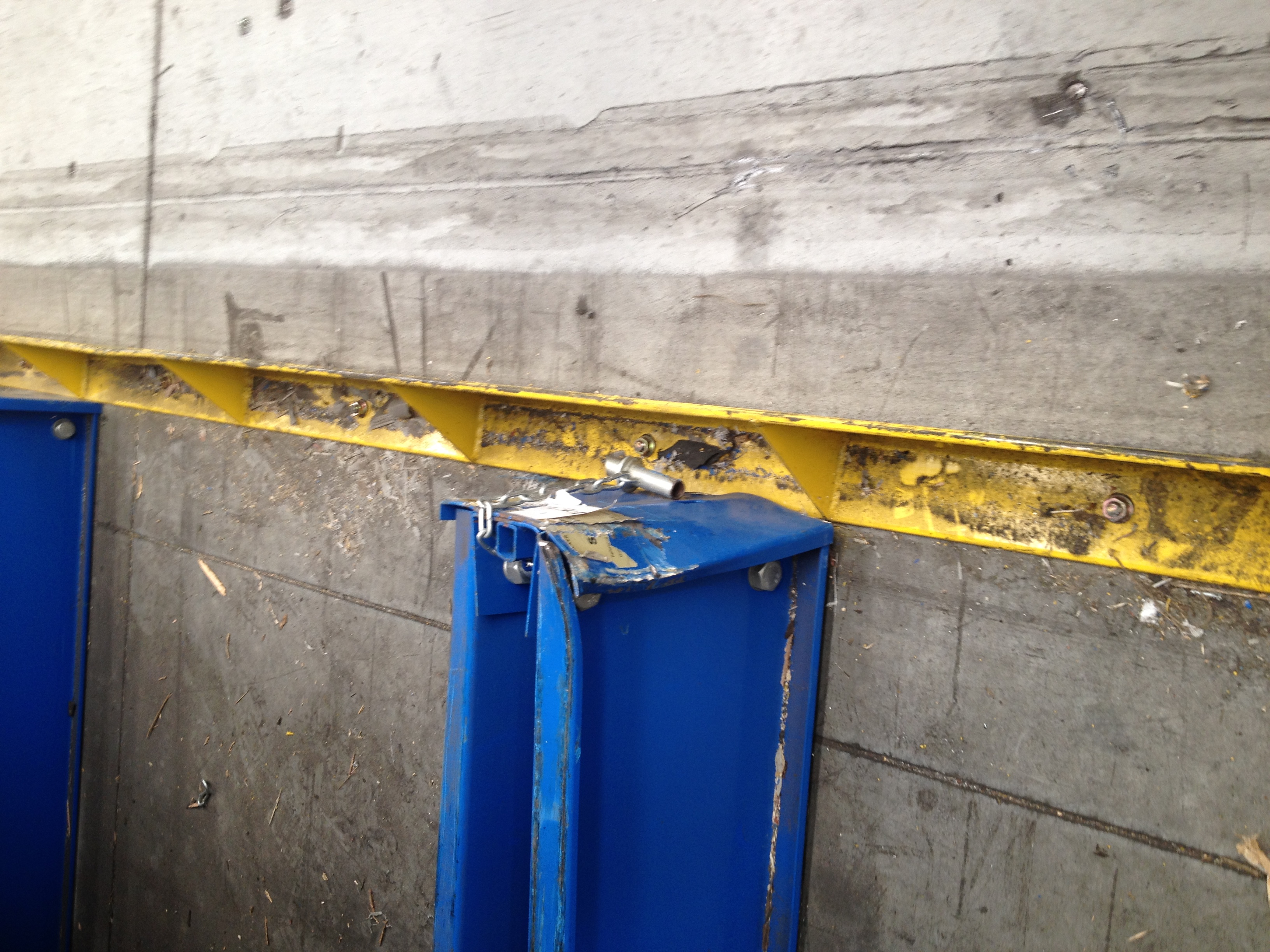 Cantilever Racking Damage | David Hill Industrial Group