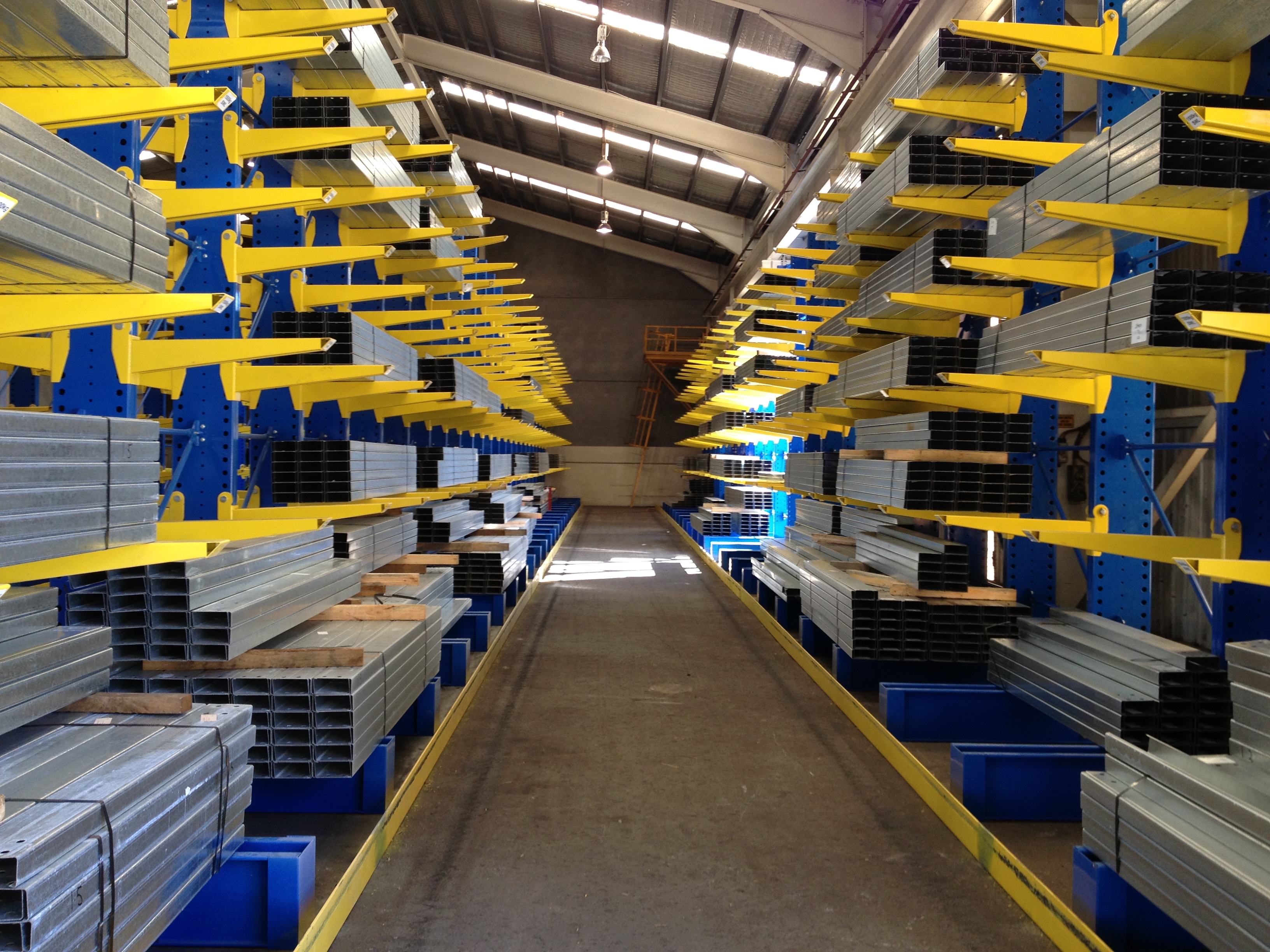 Cantilever Racking Central Coast, NSW | David Hill Industrial Group