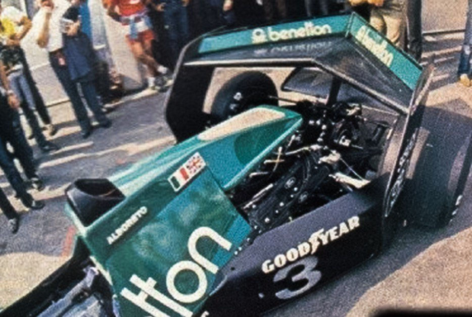 Tyrrell 012-01