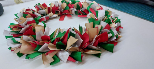 Traditional Christmas 4 Ring Rag Wreath Kit | Hettie's Crafty Crea