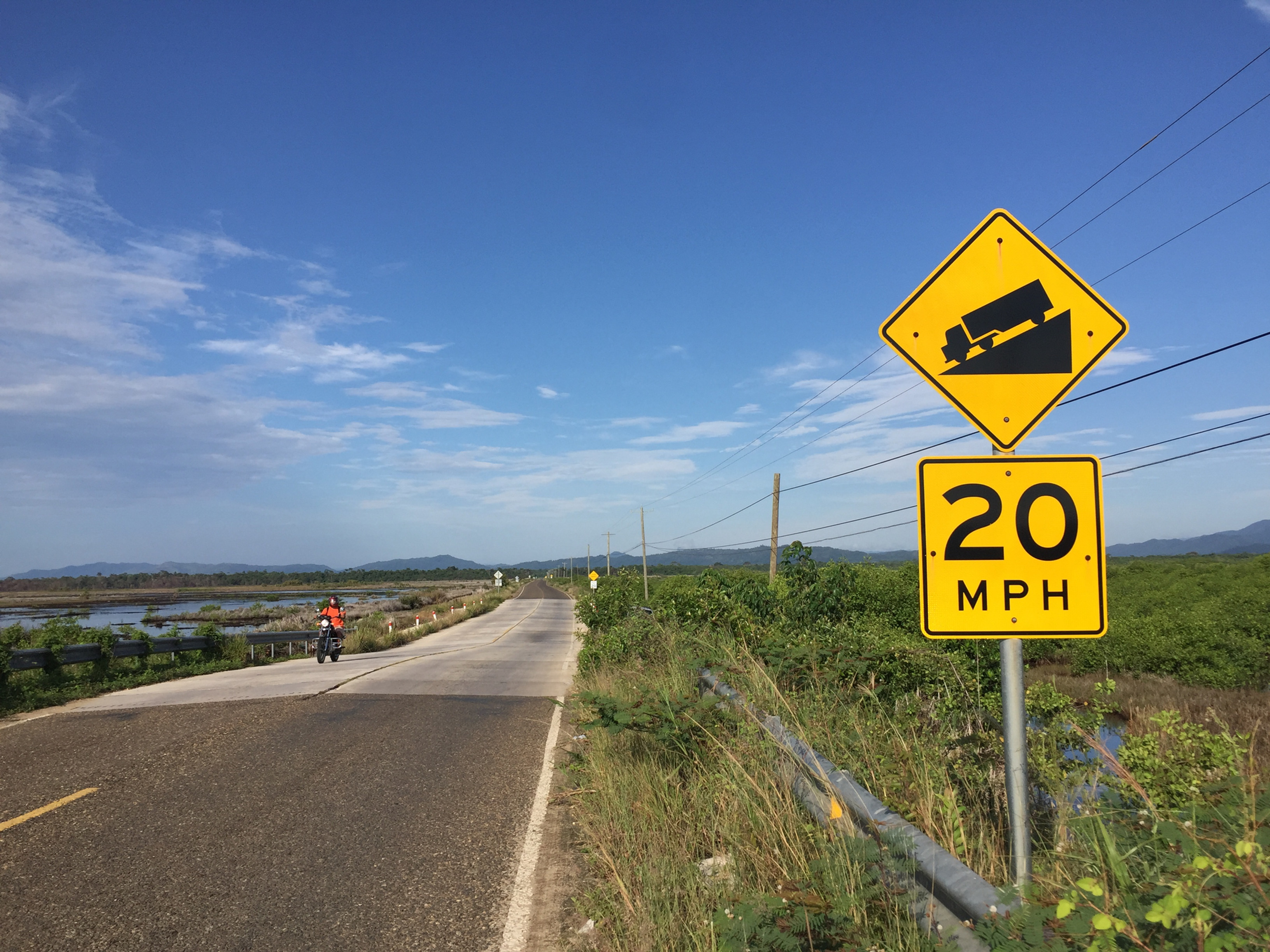 Shuttle Service In Belize | Julian Shuttles | Belize Transfers