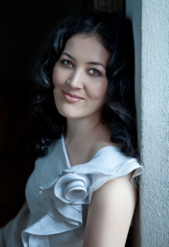 Chelsea Chen performs symphonic organ music on the magnificent Casavant ...